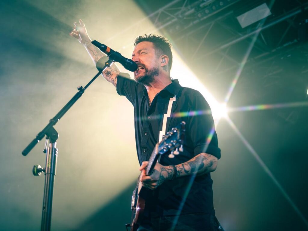 Frank Turner & The Sleeping Souls live review: shutting the world out ...