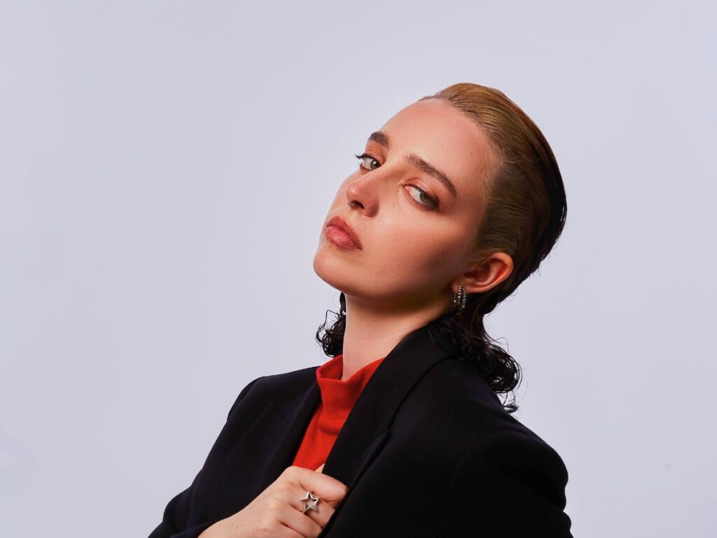 Gia Ford, Transparent Things: confident Americana pop debut