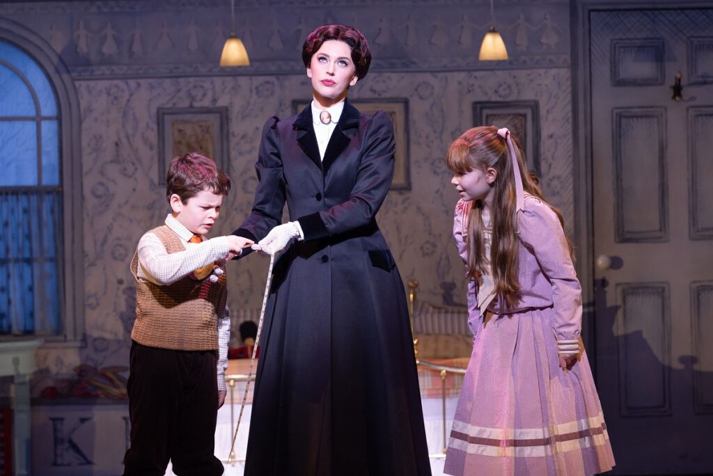 Let's get tidy! Mary Poppins is in Cardiff's WMC for Christmas