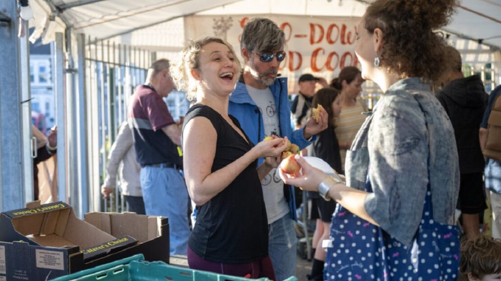 Food partnerships in Wales: turning good food into local action